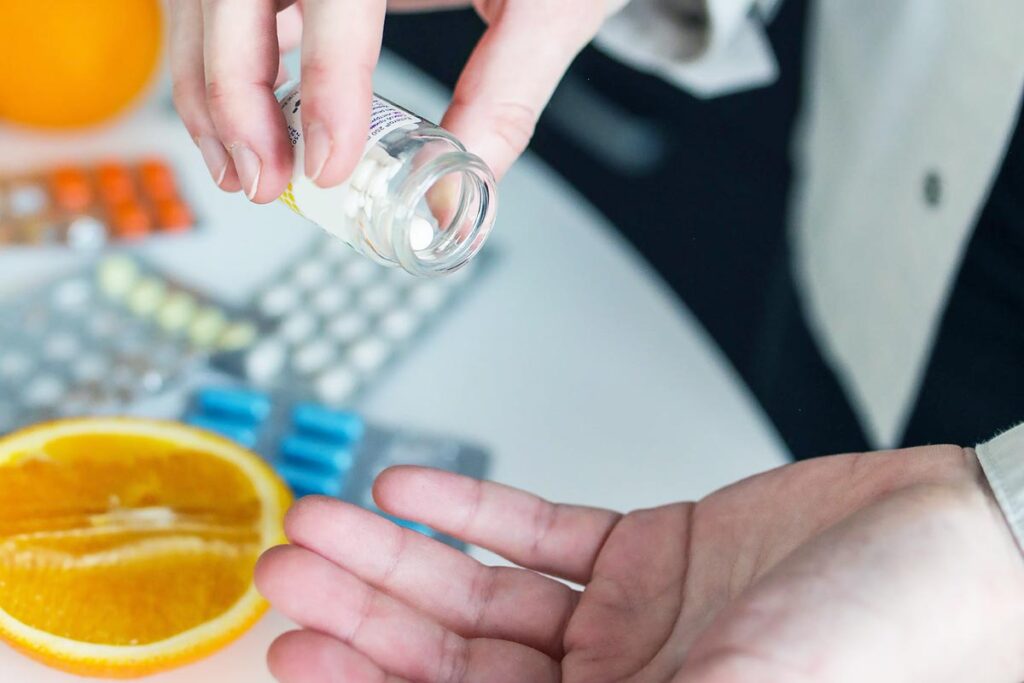 How Can I Tell if I’m Taking Fake Opioids? - 10 Acre Ranch